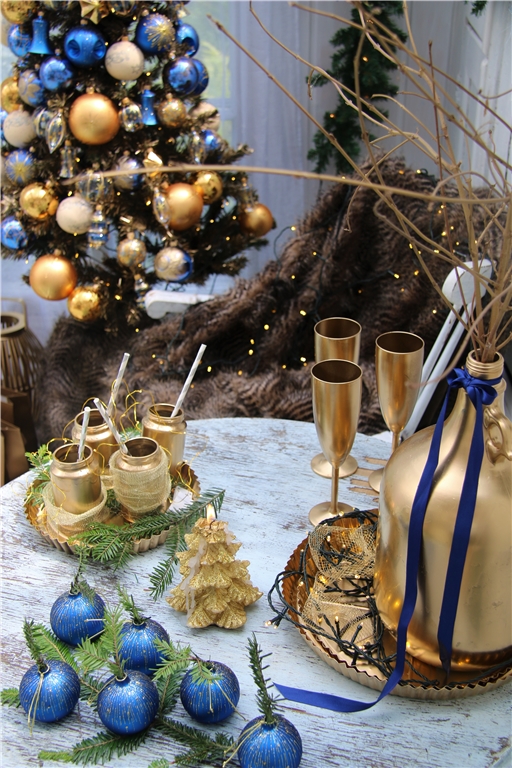 Weihnachtsolive Gold/Blau Dekor | Decor-by-Glassor.cz